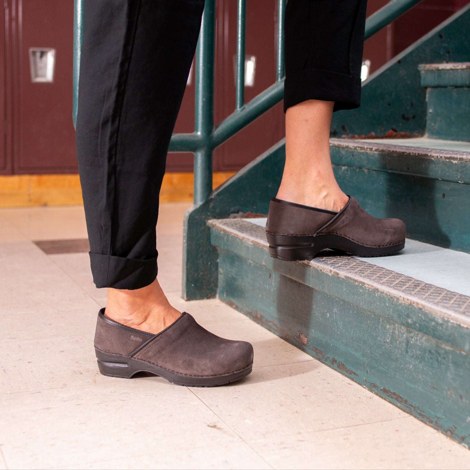 Nina Women's Clog in Steel - Sanita